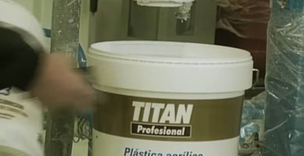 Azko Nobel compra el fabricante de pinturas Titanlux | Empresas | Cinco ...