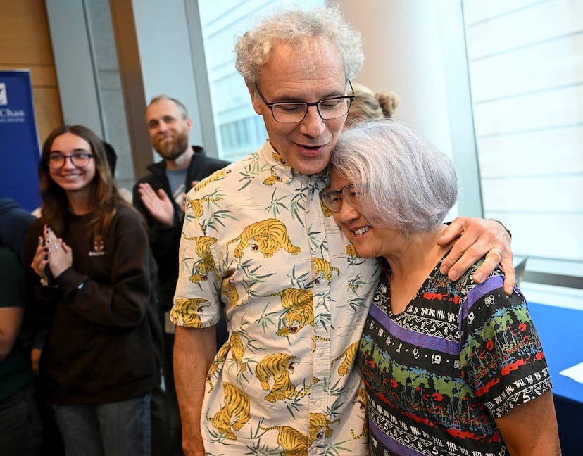 Victor Ambros: Por qué Rosalind Lee, la investigadora esposa del Nobel ...