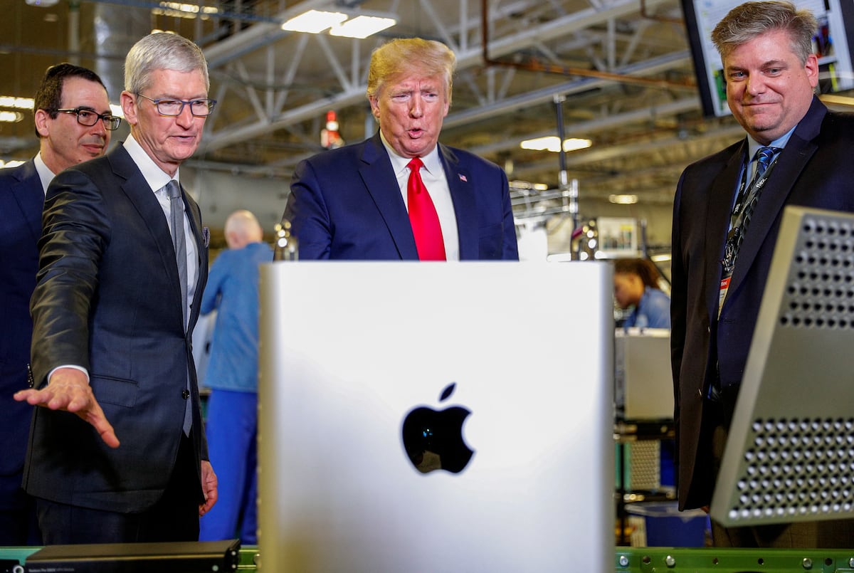 Trump amenaza a Apple con aranceles del 25% si no fabrica el iPhone en ...
