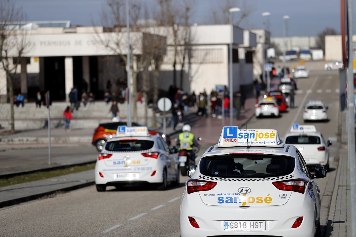 UK and Spain reach agreement over driving license exchange ...