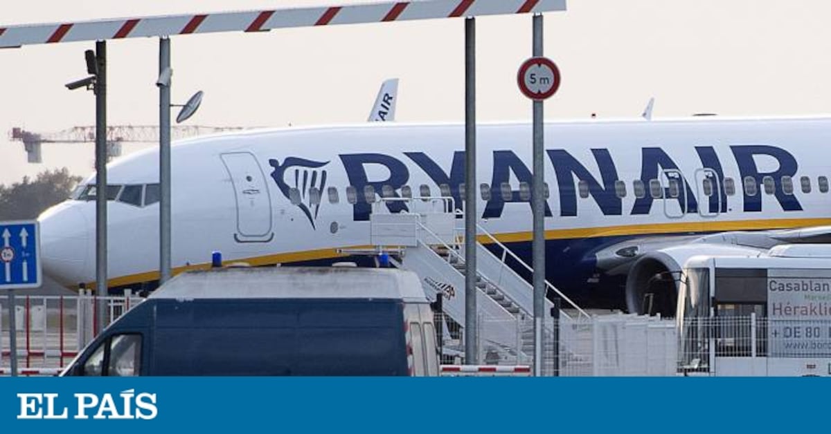 Ryanair strikes in Spain: Ryanair pilots to join cabin crew in strike ...