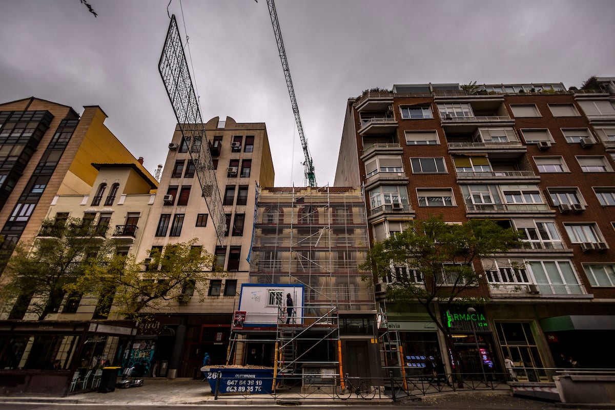 El euríbor frena su racha de subidas y alivia a los hipotecados ...