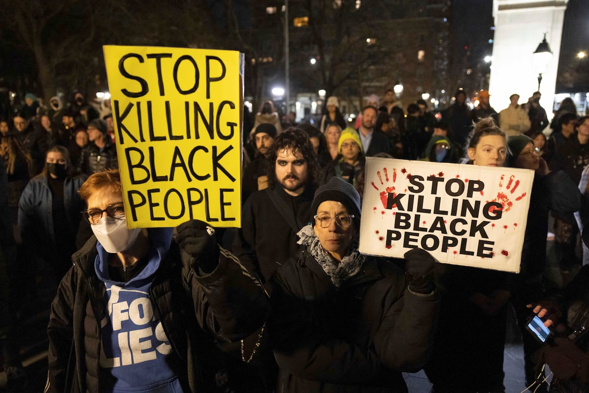 Video shows Memphis jailers beating Black inmate who died | U.S. | EL ...
