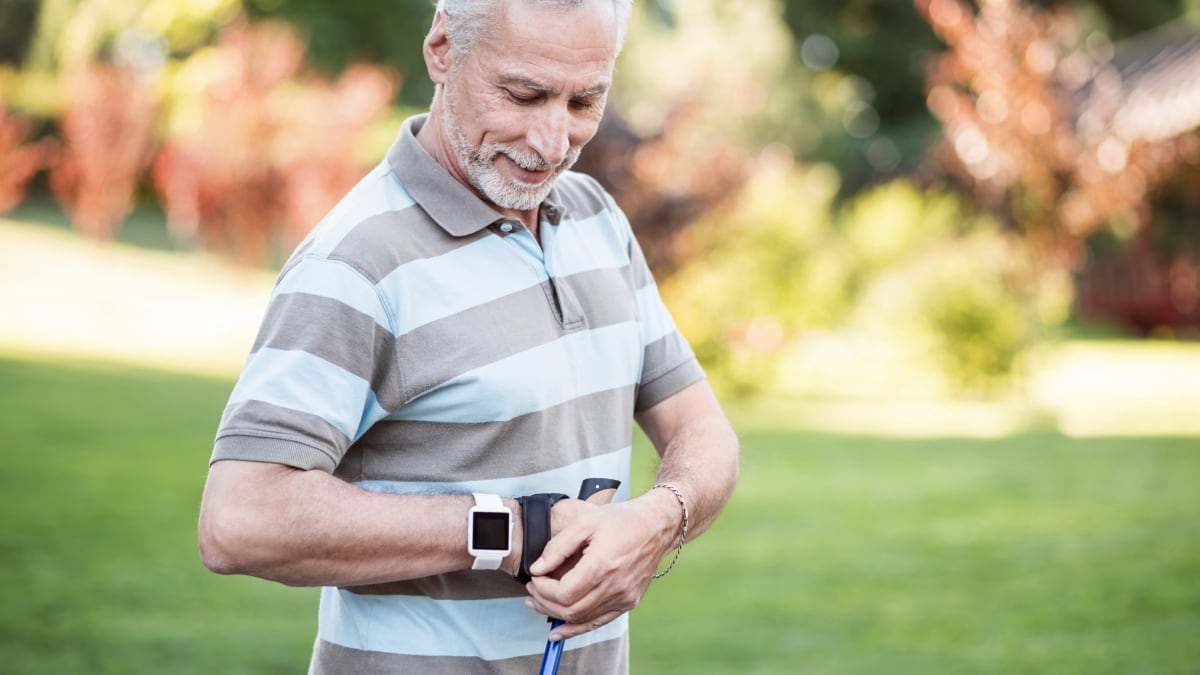 El podómetro más simple para personas mayores a un precio módico | Lo ...