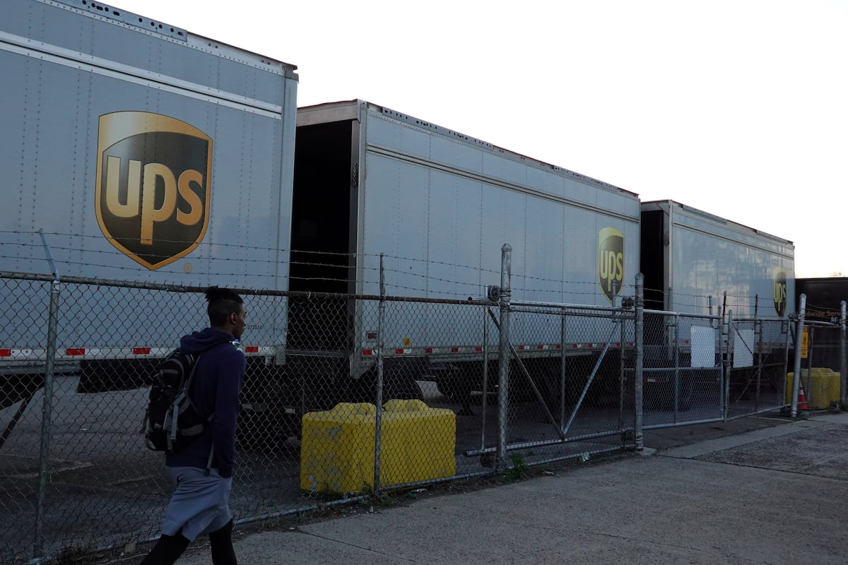 UPS eliminará 30.000 empleos en 2026 tras la reducción de los envíos ...