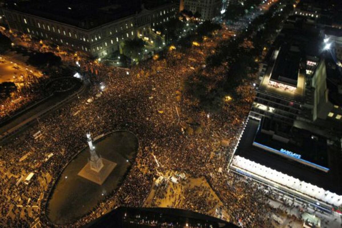 Crowd control | Spain | EL PAÍS English