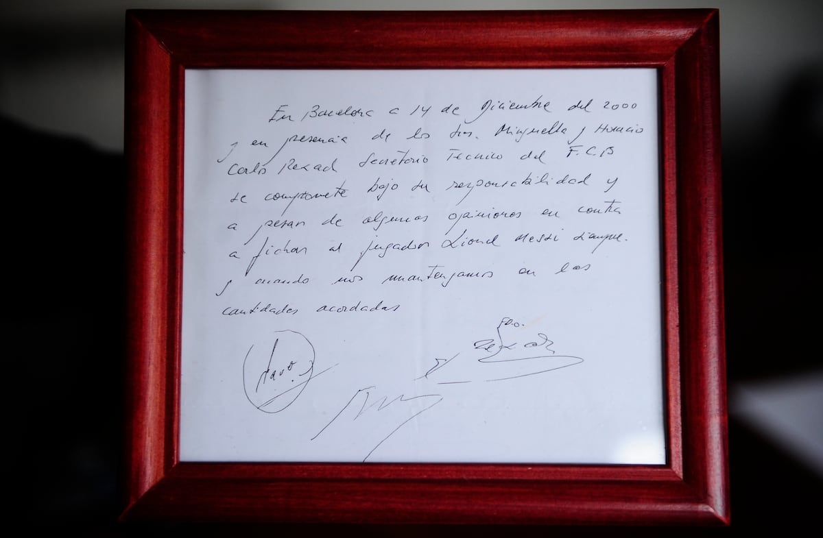 Lionel Messi’s first contract with Barcelona was signed on a napkin ...