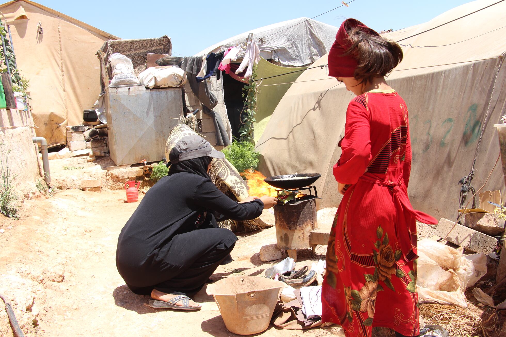 How displaced Syrians are exploited on social media for food: ‘I have ...