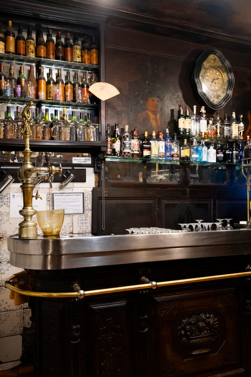 Las cinco tabernas más antiguas de España | Gastronomía: recetas ...