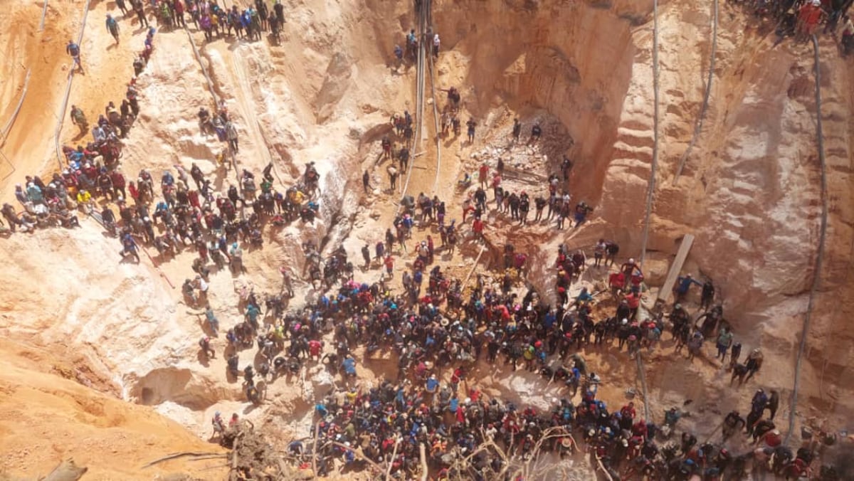 Bulla Loca: Un derrumbe en una mina de oro ilegal en Venezuela deja al ...