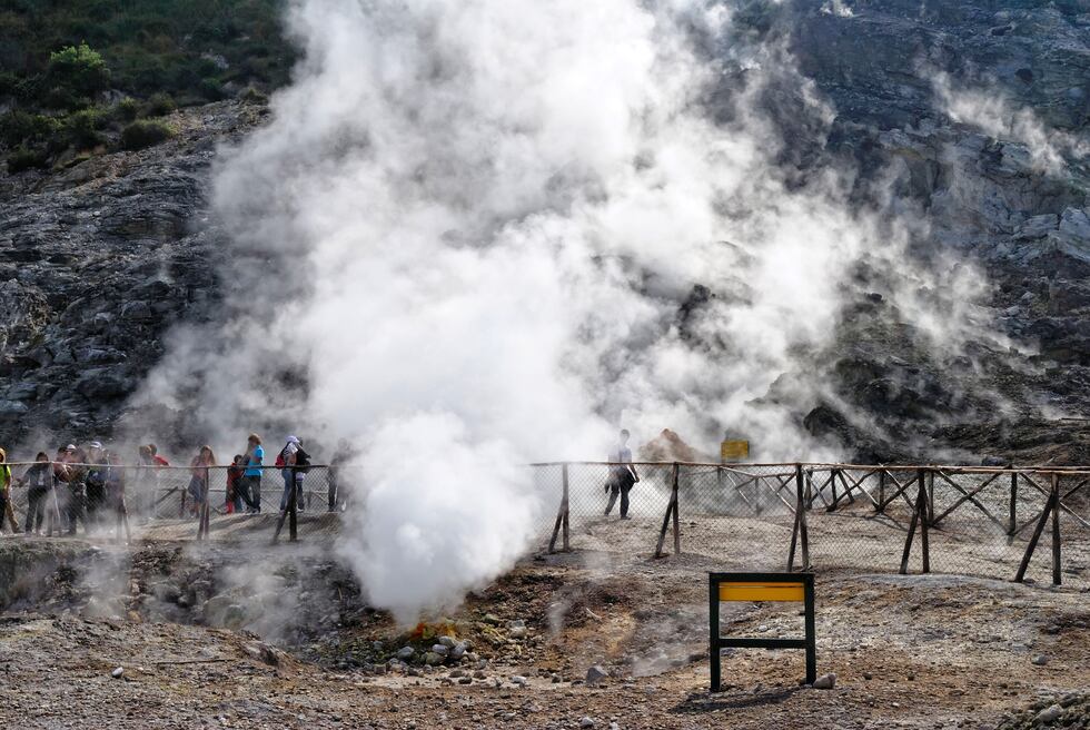 Italia: La ruta de los volcanes por el sur de Italia: el Vesubio, el ...