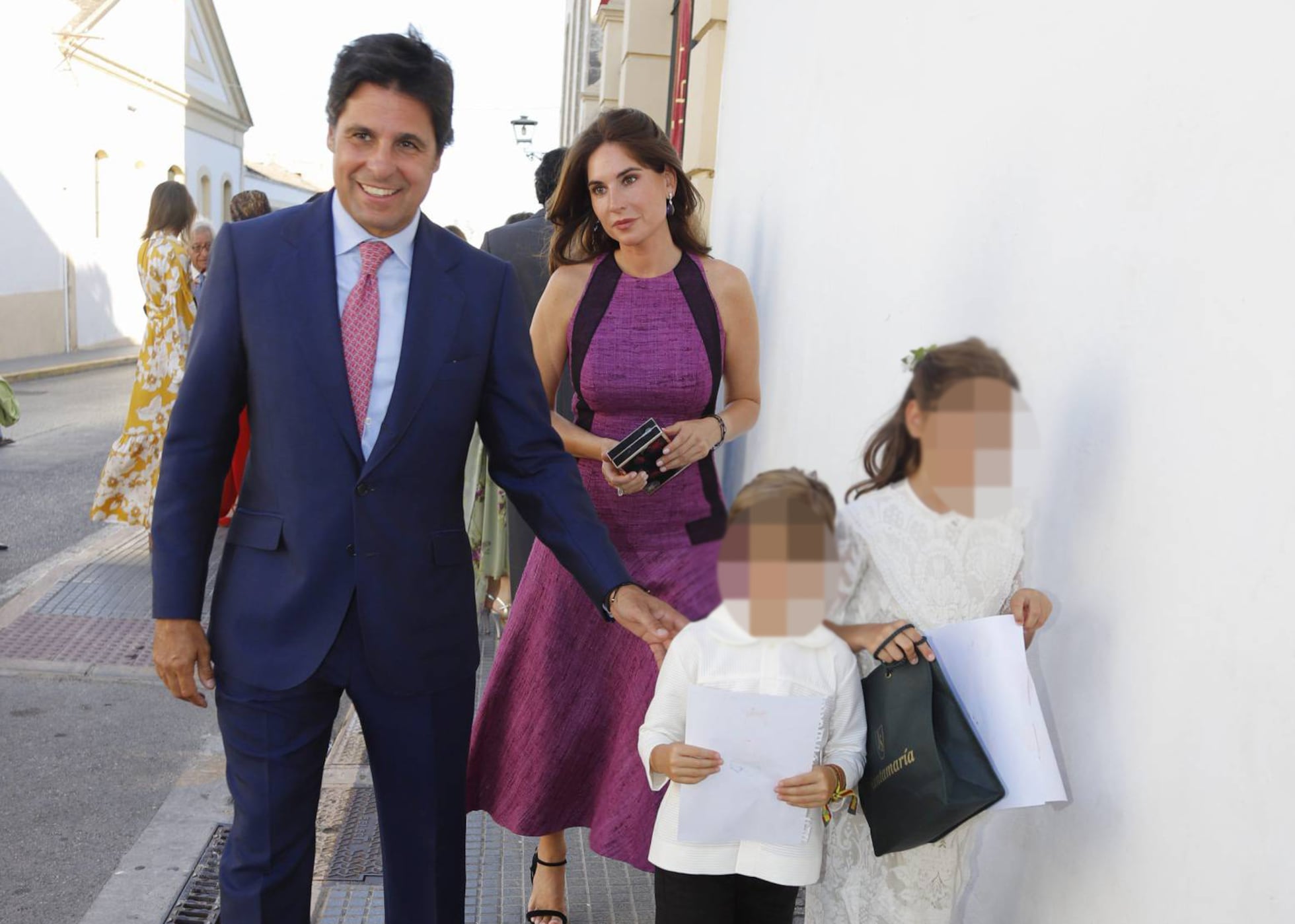 Francisco Rivera y Lourdes Montes, padres de su tercer hijo, Nicolás ...
