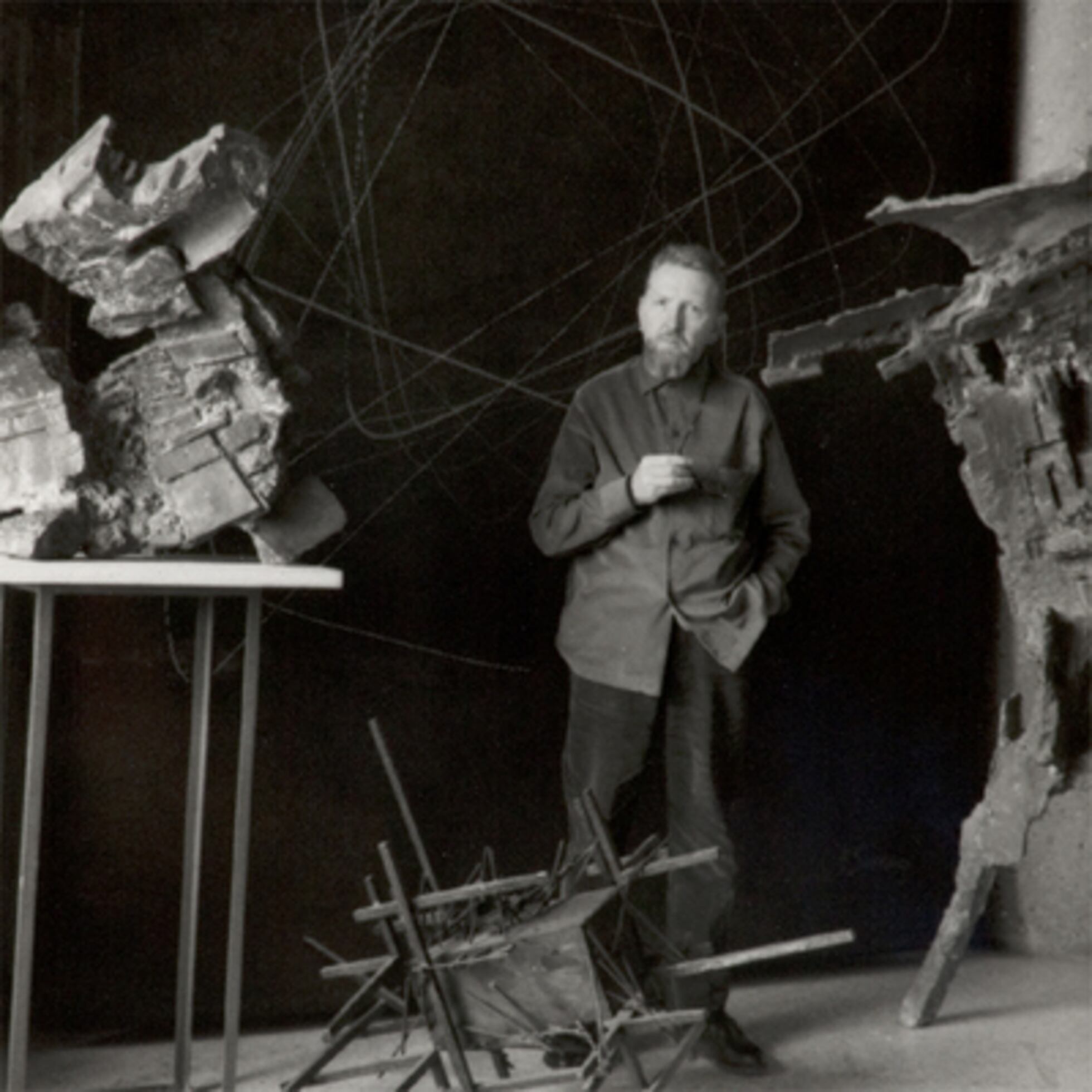 El nuevo universo poliédrico de Pablo Serrano | Cultura | EL PAÍS