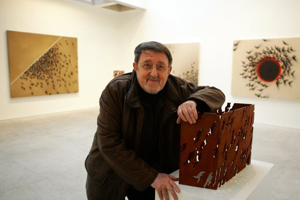 La vida y obra del artista Juan Genovés, en imágenes | Fotos | Cultura ...