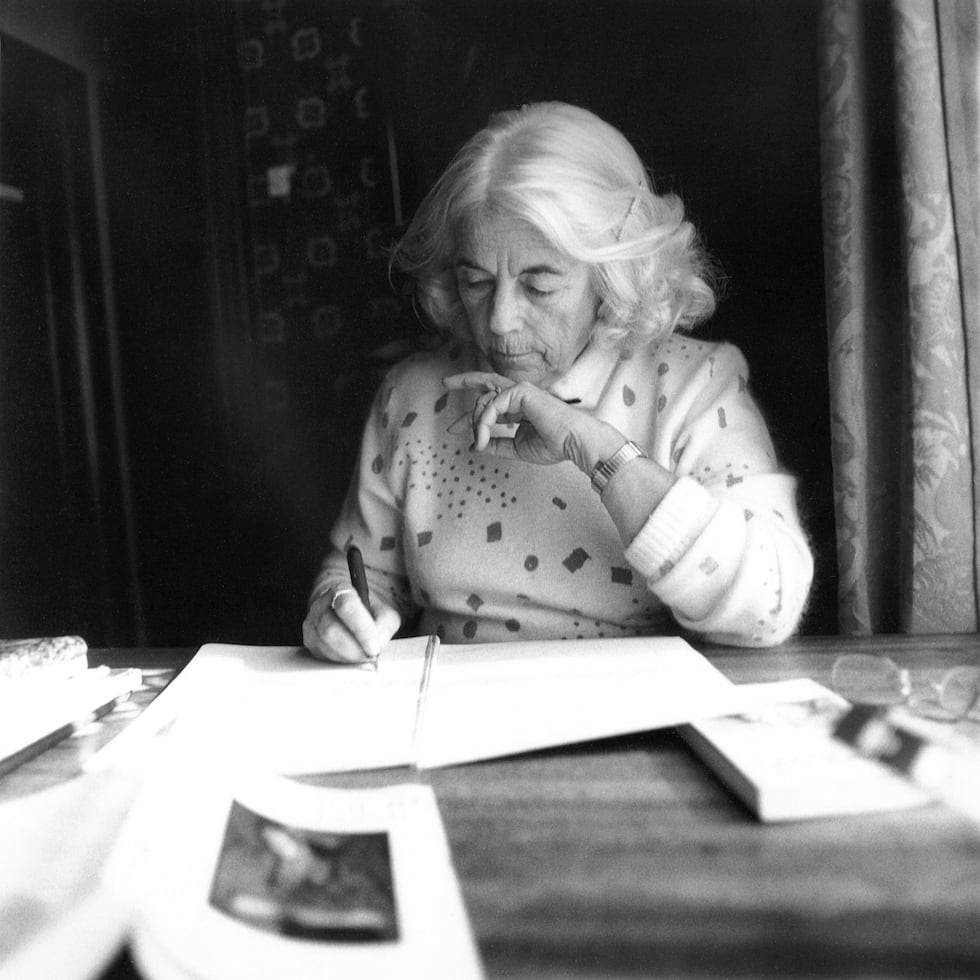 Carmen Martín Gaite, la escritora de nunca acabar | Babelia | EL PAÍS