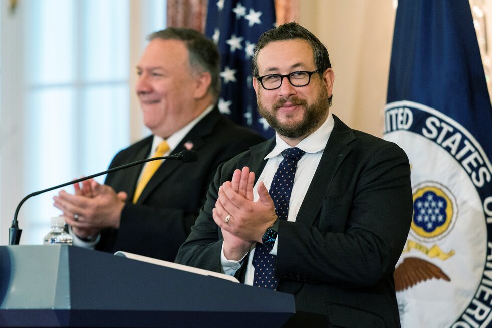 El Gobierno de Trump hará más difícil el examen para obtener la ...