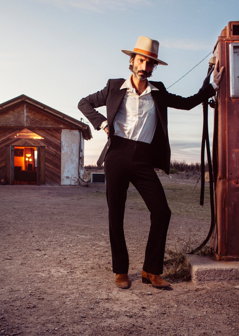 Un año con Leiva en el viaje de su vida | EL PAÍS Semanal | EL PAÍS