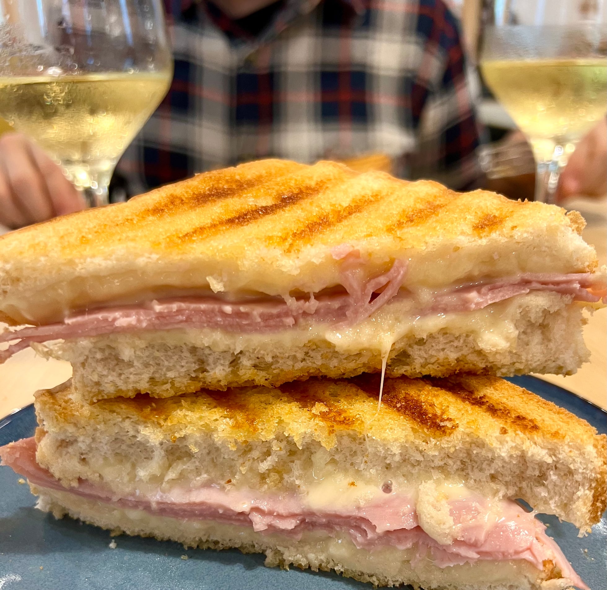 Oda al sándwich mixto: por qué es un signo de la calidad de un bar y ...