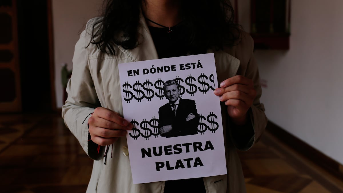 La anatomía de una caída: Alejandro Cheyne sale de la rectoría de la ...