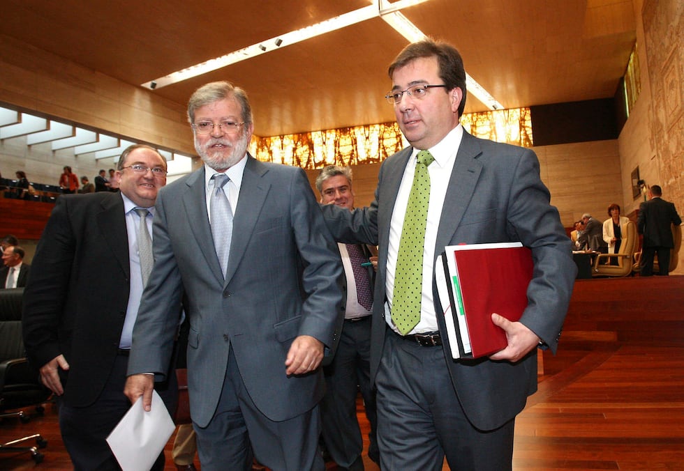 La vida de Guillermo Fernández Vara, en imágenes | Fotos | España | EL PAÍS