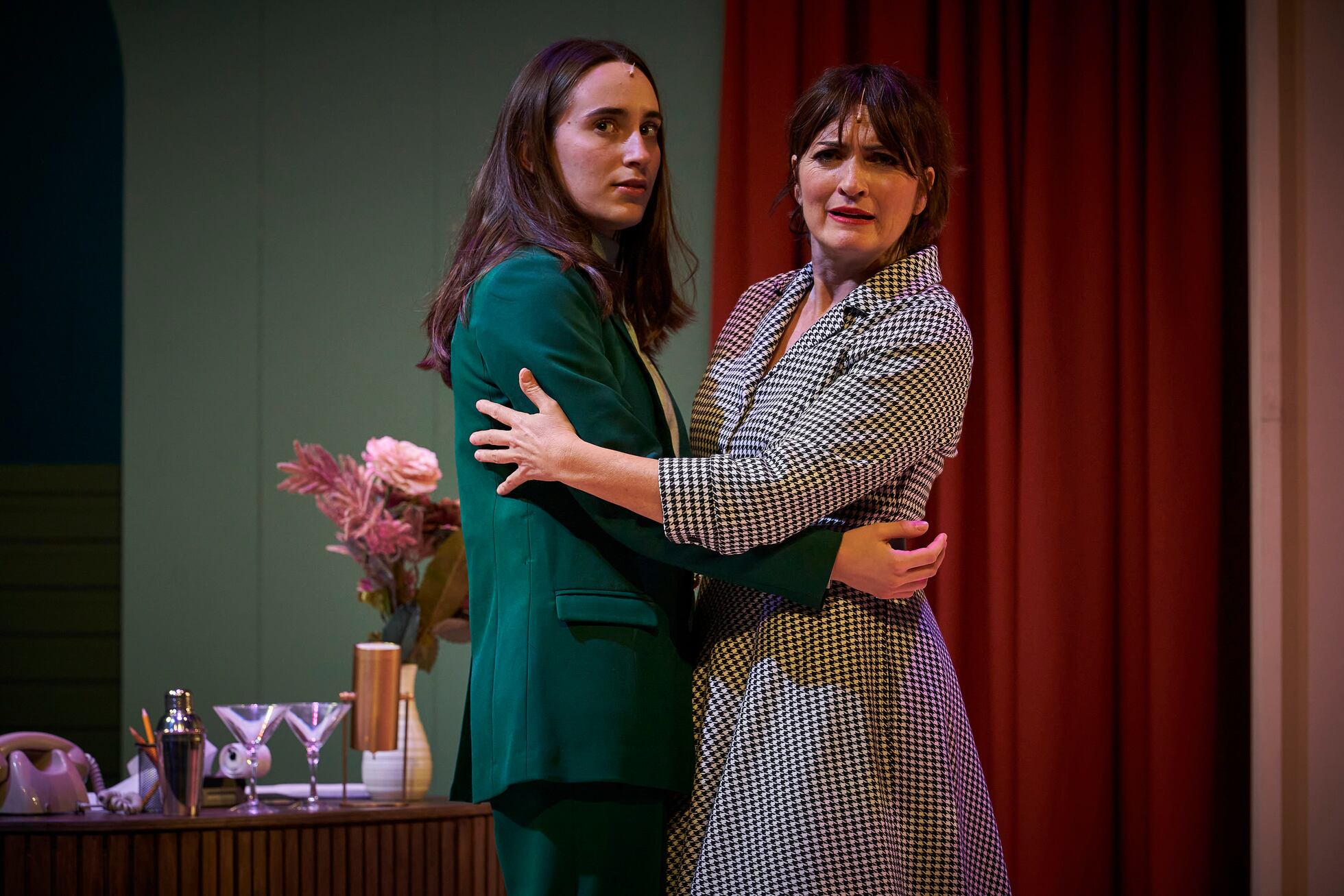 Silvia Abril, Lluís Villanueva y Lua Amat presentan ‘Esperant Mr. Bojangles’ en el Poliorama ...