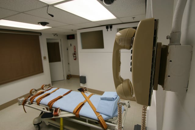 John Koch: ‘Doctor Death’, the journalist who has witnessed 105 ...