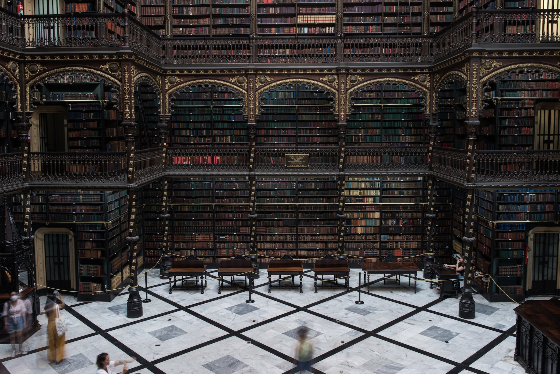 Real Gabinete Portugués de Lectura: Brazil’s most beautiful library ...