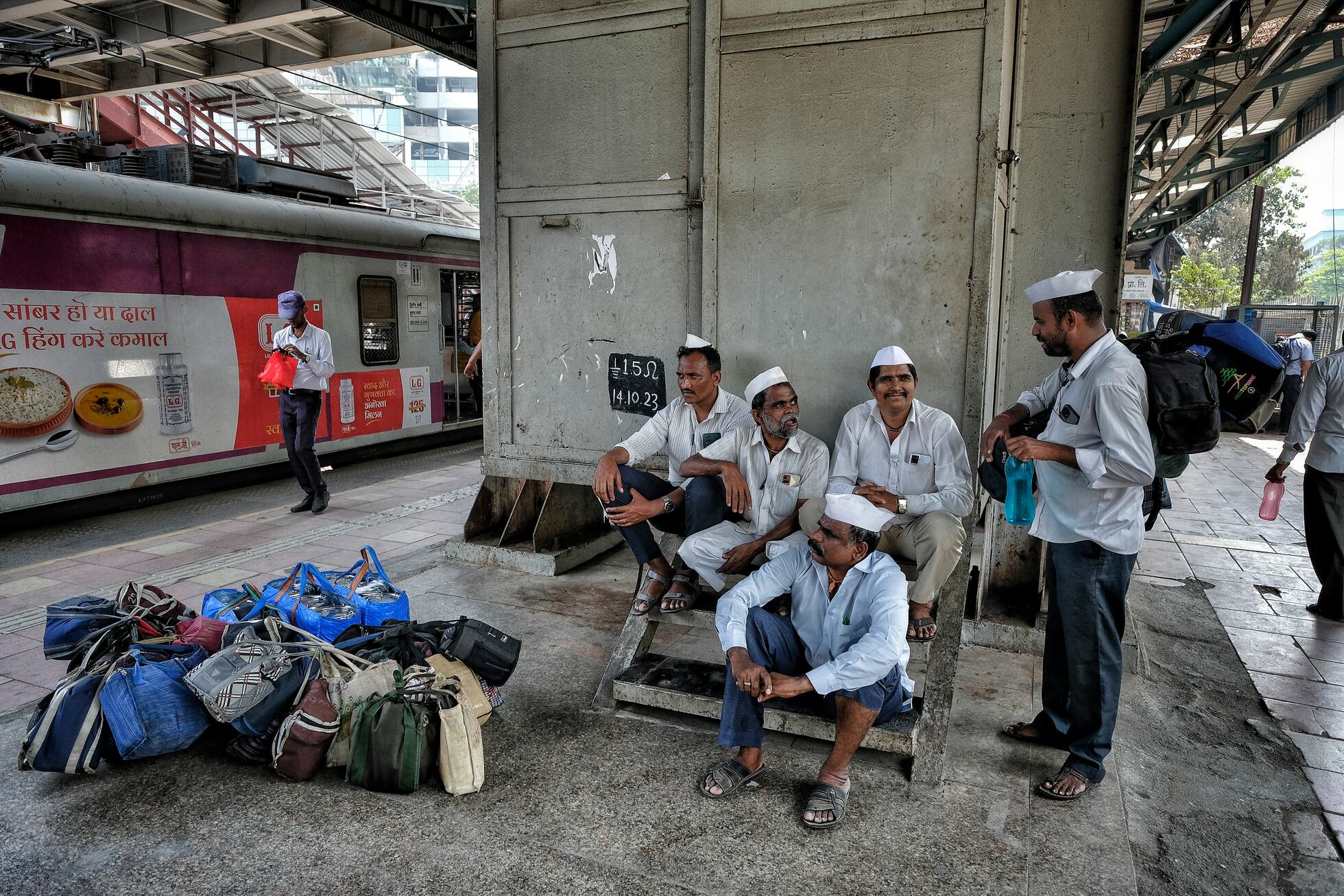 The ‘dabbawala’ network: A near-failsafe food delivery system that has ...