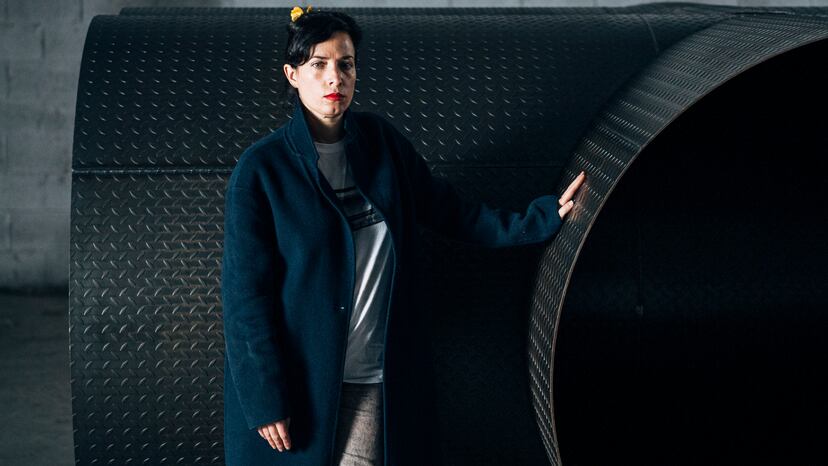 June Crespo, escultora: “En mis obras hay algo que roza la idea del ...