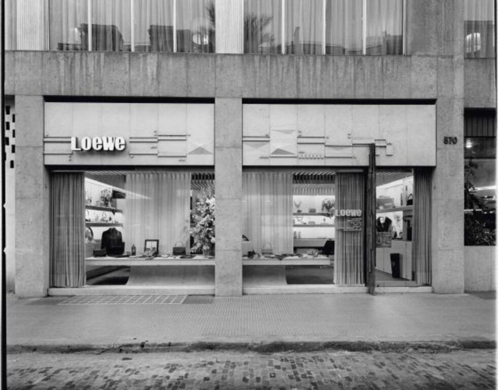 Loewe y Javier Carvajal: La tienda que resolvió el misterio | ICON | EL ...