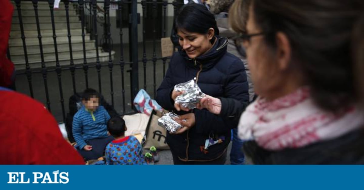 Refugee crisis: As cold bites, Madrid residents step in to help ...