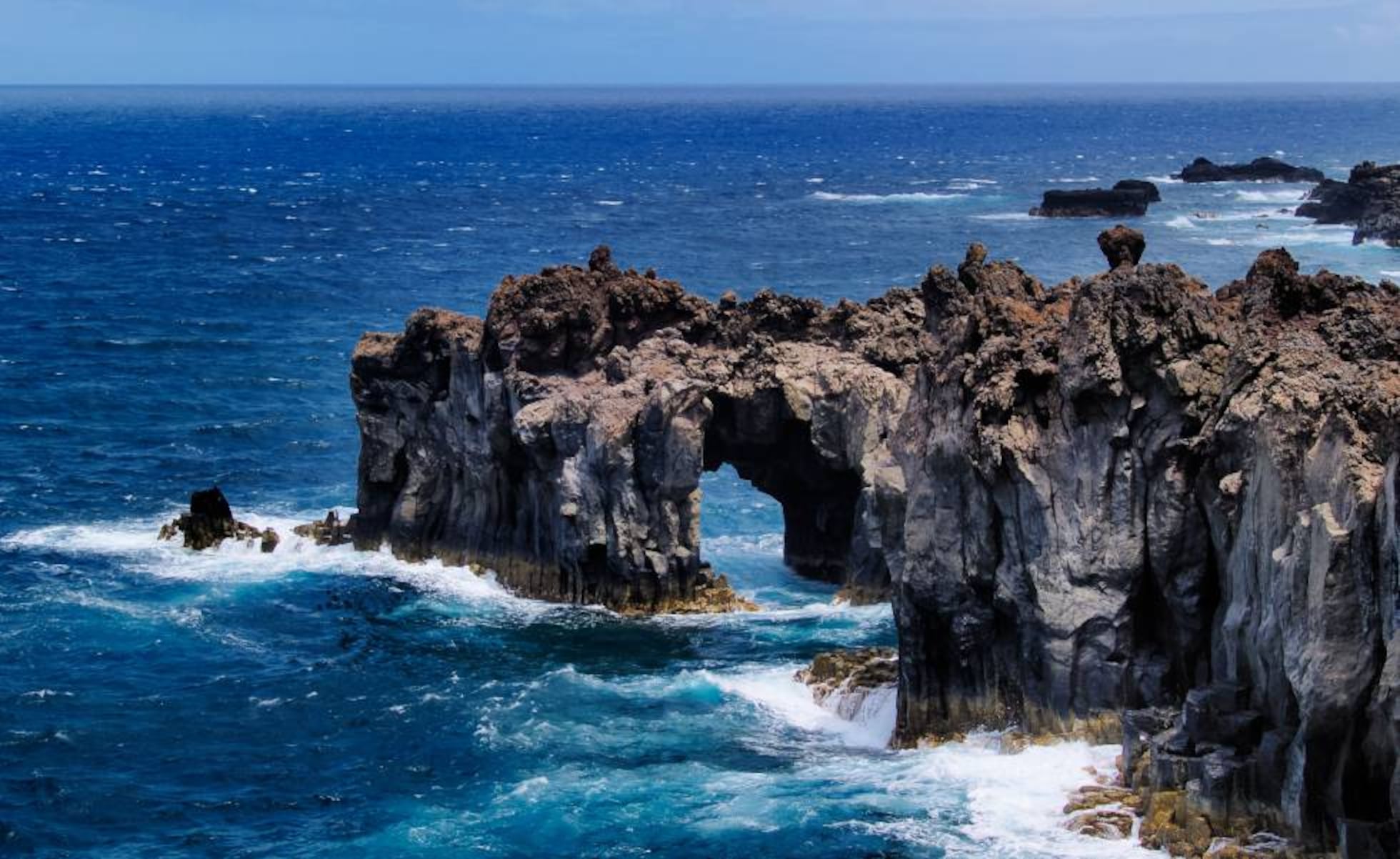 12 alucinantes paisajes de mar y roca en la costa española | El Viajero ...