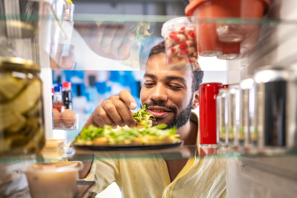 ‘Fridgescaping’: la preocupante tendencia en redes que busca decorar el interior de las neveras ...
