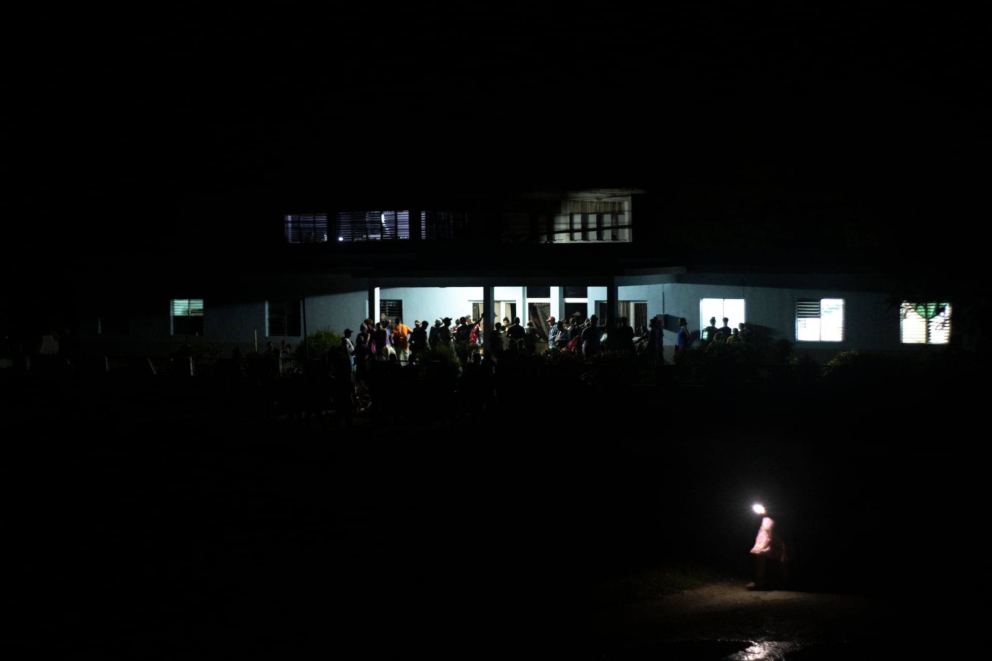 Desesperación en el oriente de Cuba dos semanas después del huracán ...