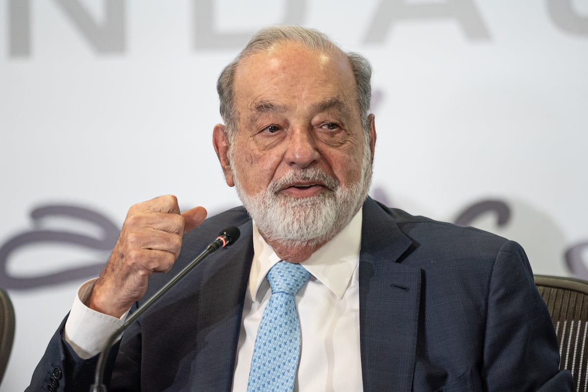 Carlos Slim firma un contrato con Pemex de 1.991 millones de dólares ...