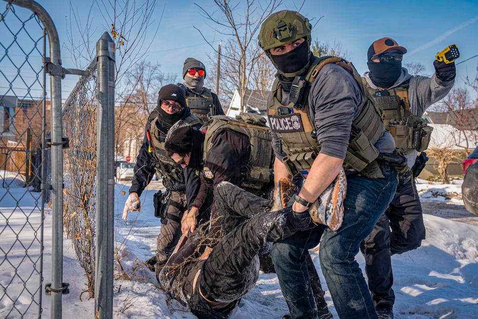 La reducción del entrenamiento de los agentes del ICE pone en ...