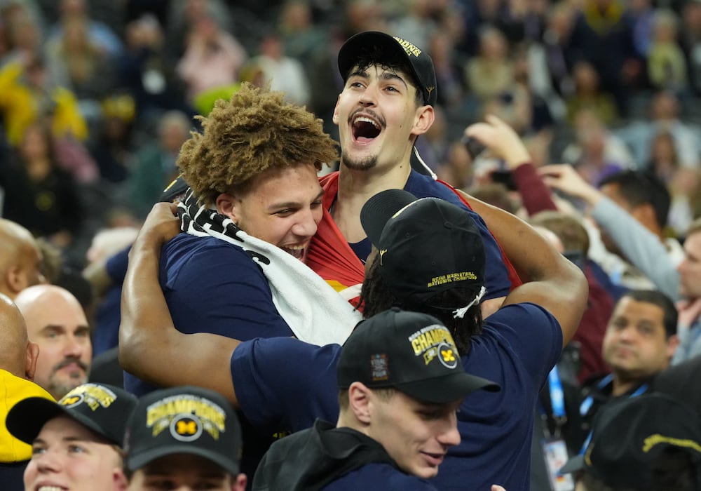 March Madness: Aday Mara, the first Spaniard to win the NCAA basketball ...