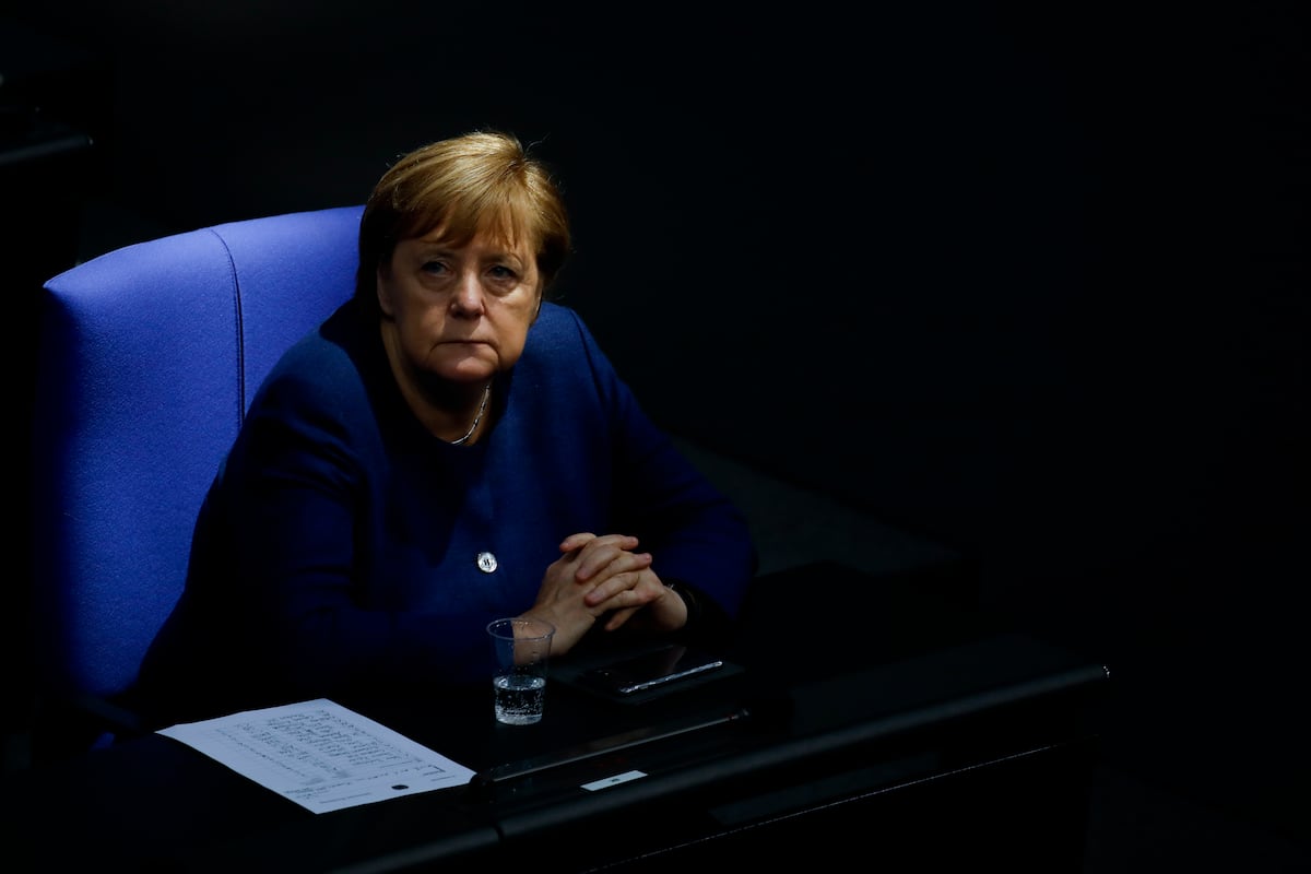 Las dos últimas batallas de Merkel al frente de la UE | Internacional ...