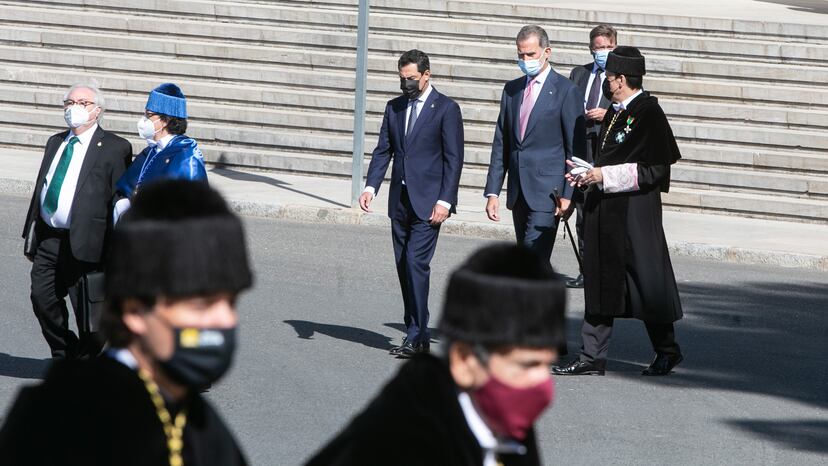 Esli monkeyapp vid about five-four 120 lbs with soft MM