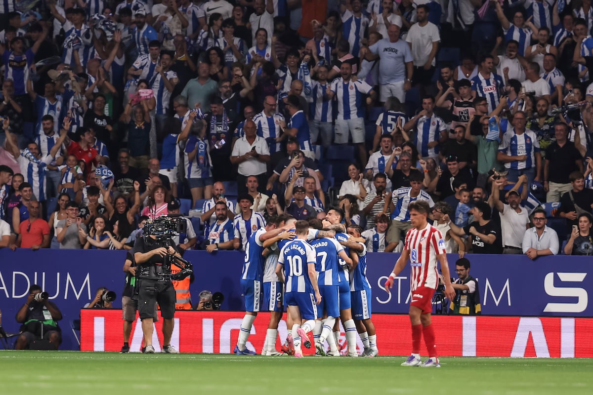 Simeone deja solo a Julián Alvarez y el Espanyol acaba remontando ...