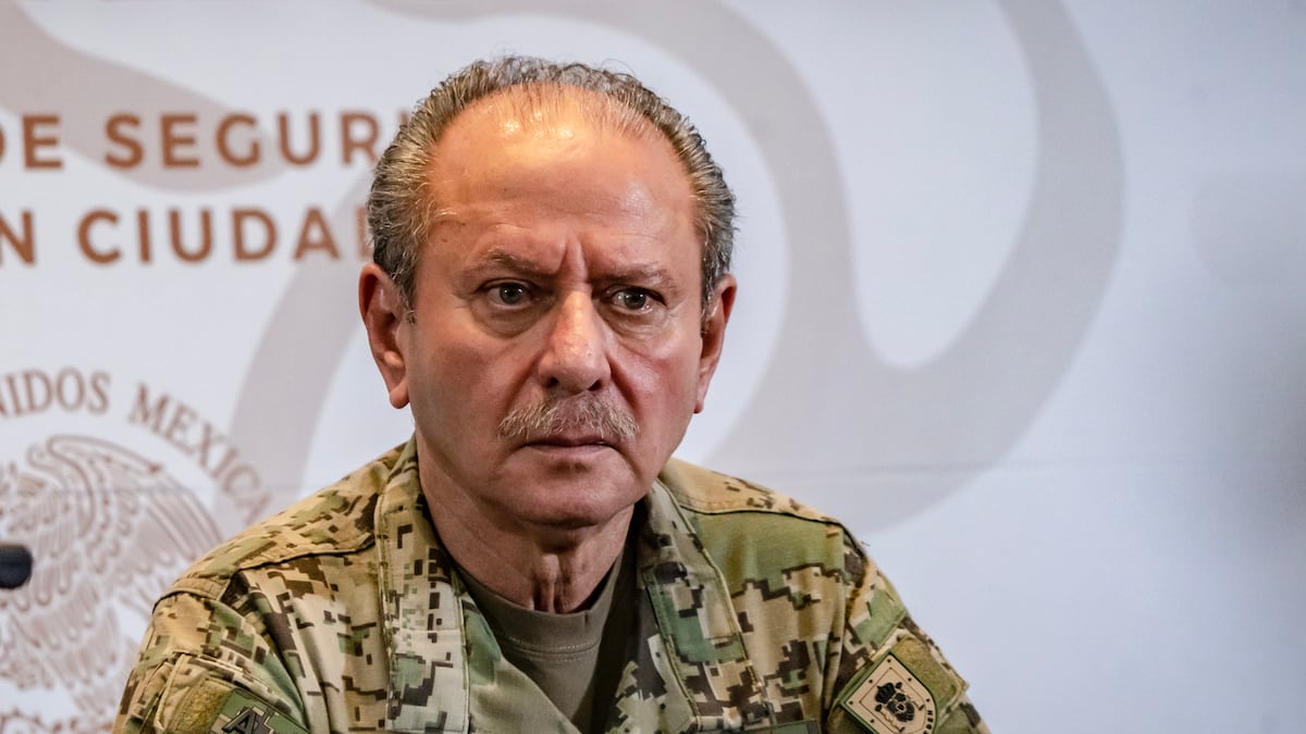 Rafael Ojeda Durán: Sheinbaum defiende la reputación del secretario de ...