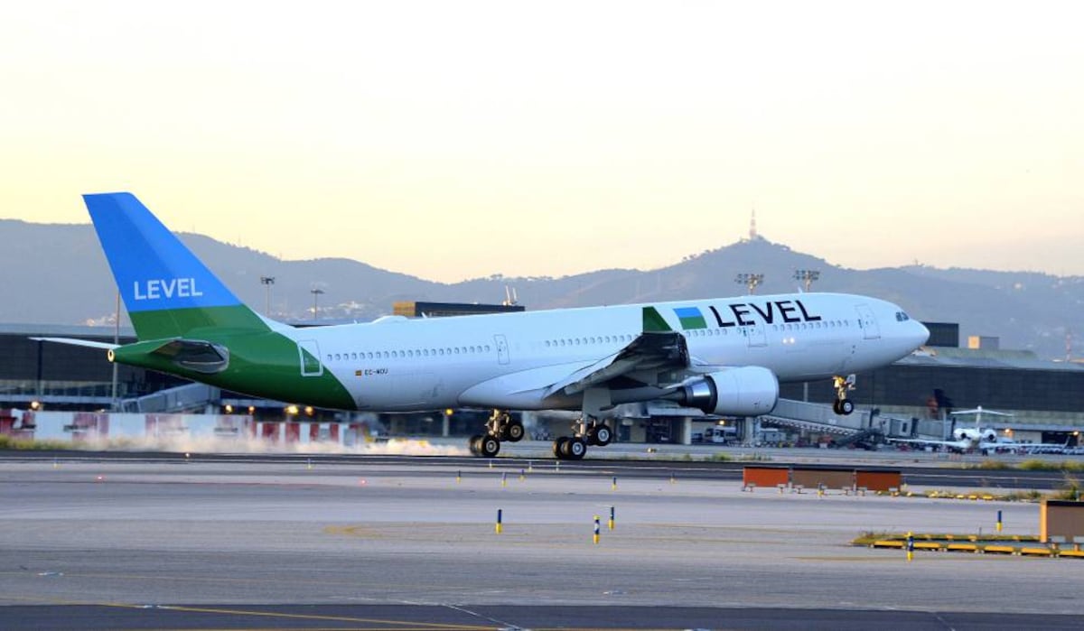 Level amplía rutas para el próximo verano con Nueva York y Santiago de ...