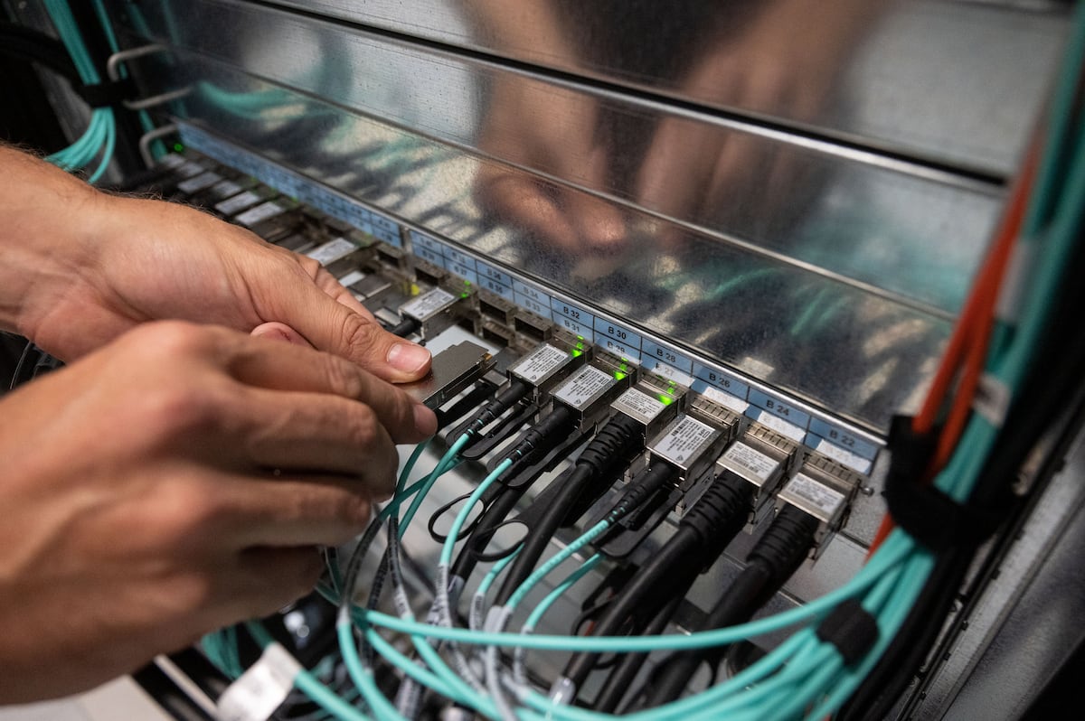 El operador de fibra óptica neutro Lyntia Acces cambia su denominación ...