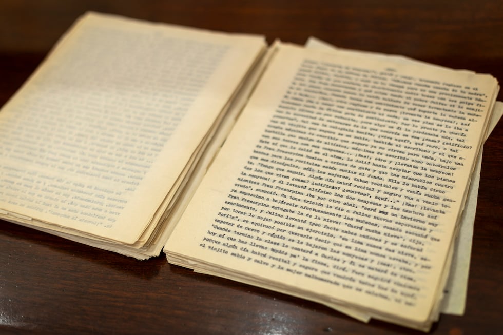 El tesoro oculto de Bryce Echenique: el manuscrito original de ‘Un ...