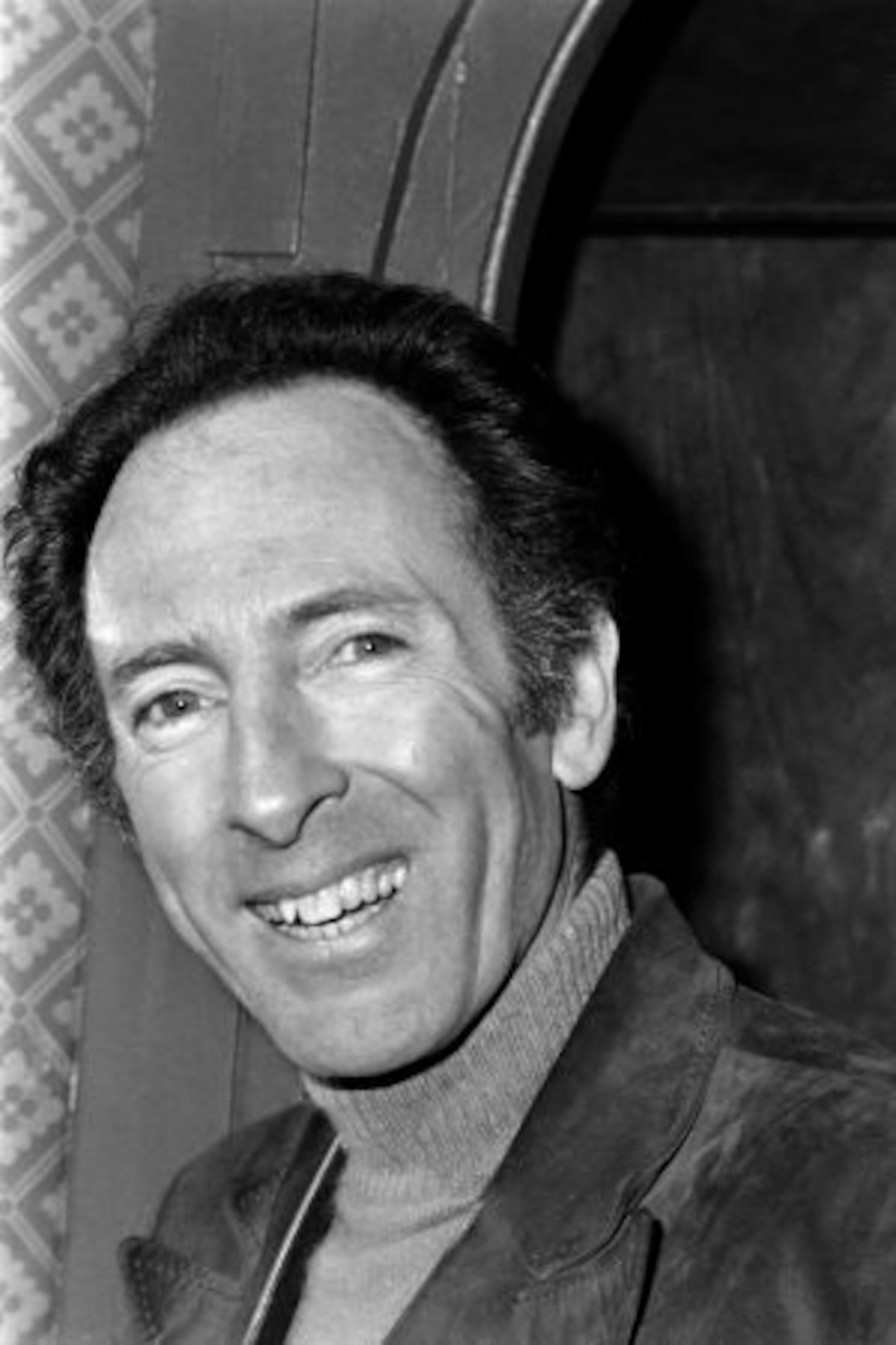 Claude Pinoteau, director descubridor de Adjani y Marceau | Cultura ...