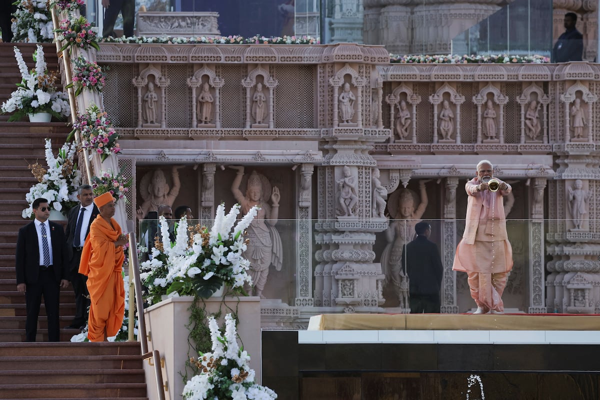 Indian Prime Minister Narendra Modi opens stone-built Hindu Temple in ...