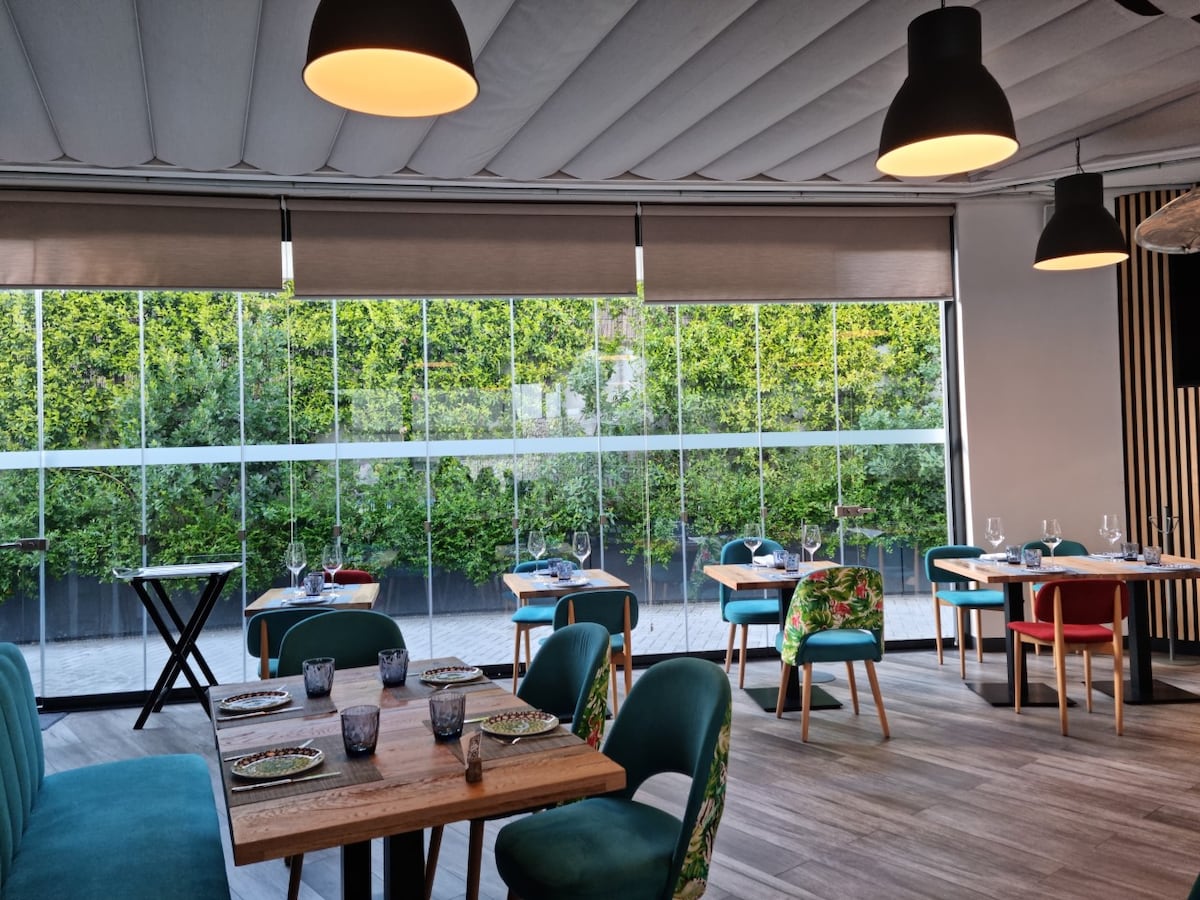 La cafetería de los ‘Machos Alfa’, un destino gastronómico frecuentado ...