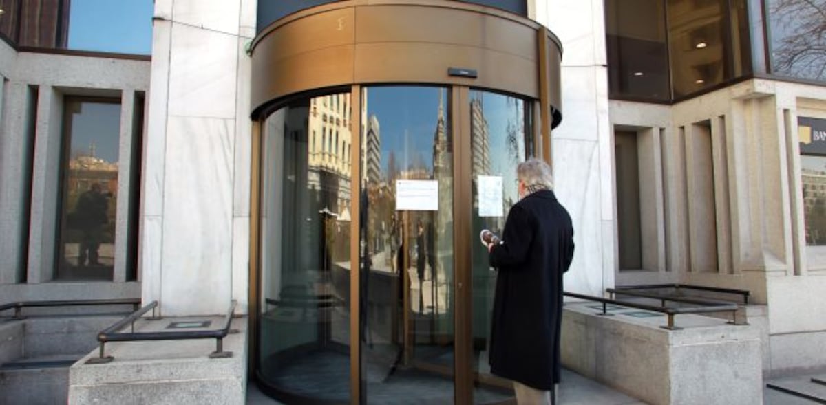 Guía para los 21.000 clientes de fondos de Banco Madrid e Interdin ...