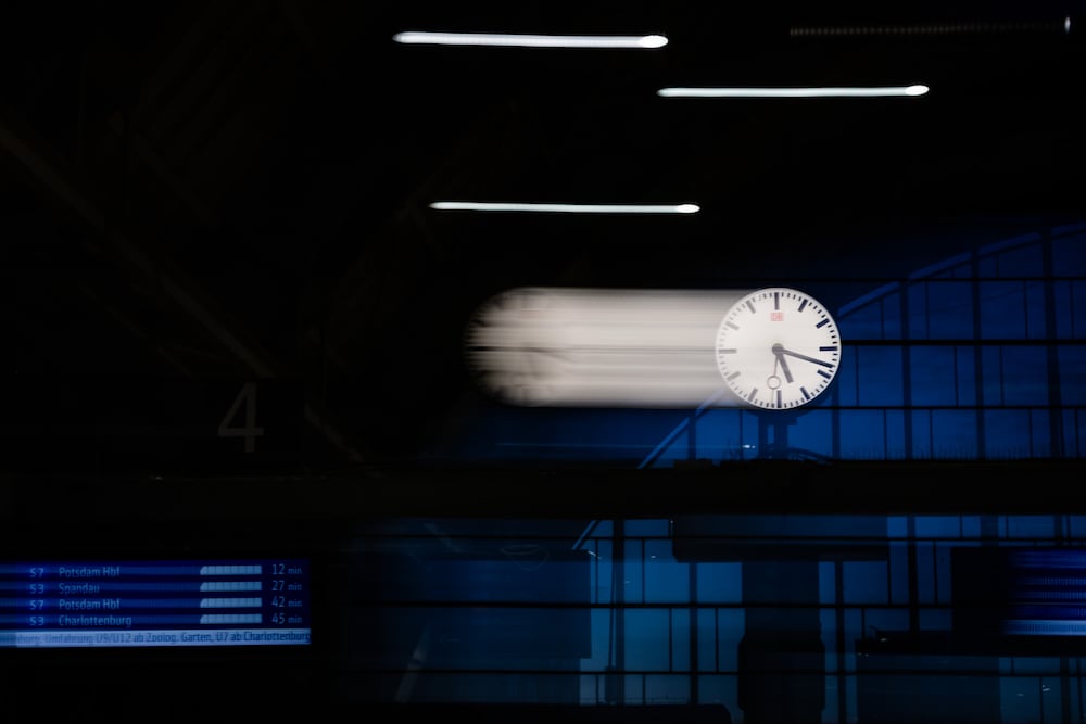 Fear of desynchronization: Why doesn’t Europe abolish daylight saving ...
