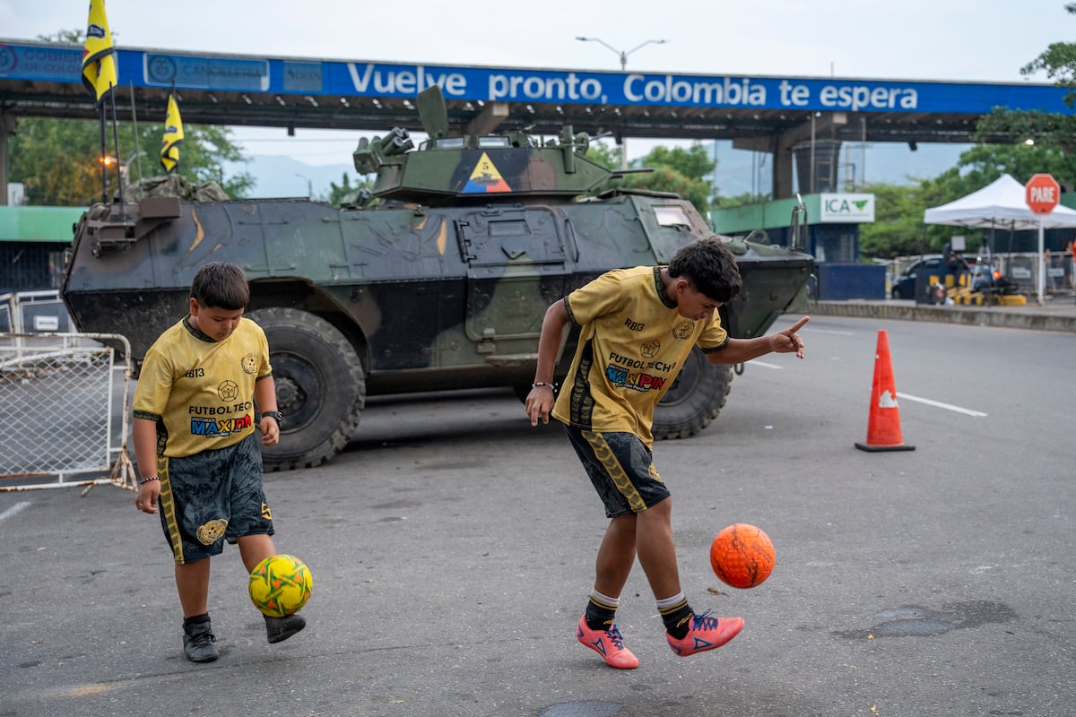 La Parada FC: Los niños venezolanos que cruzan la frontera colombiana ...